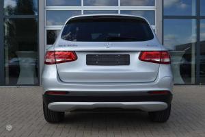 Pelēks Mercedes-Benz GLC 350 2017 Viļņa, ar dzinēja tilpumu 1.99 L un nobraukumu 232 tūkst. km par 16000 €, foto 9 vietnē AUTOMOTO.COM.LV