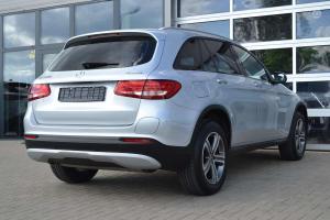 Pelēks Mercedes-Benz GLC 350 2017 Viļņa, ar dzinēja tilpumu 1.99 L un nobraukumu 232 tūkst. km par 16000 €, foto 10 vietnē AUTOMOTO.COM.LV