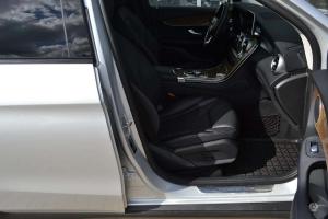 Pelēks Mercedes-Benz GLC 350 2017 Viļņa, ar dzinēja tilpumu 1.99 L un nobraukumu 232 tūkst. km par 16000 €, foto 30 vietnē AUTOMOTO.COM.LV