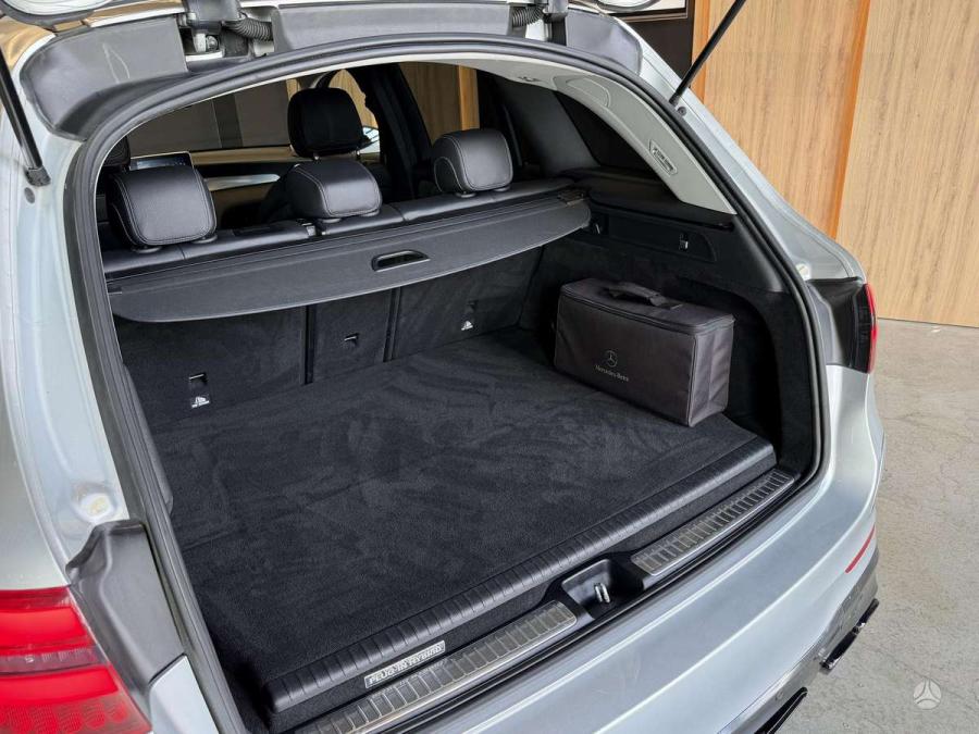 Grey Mercedes-Benz GLC 350 2017 in Kaunas, with an engine capacity of 1.99 L and mileage of 181 thousand km for 20990 €, photo 12 on AUTOMOTO.COM.LV