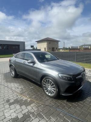 Grey Mercedes-Benz GLC 350 2017 in Klaipeda, with an engine capacity of 3.00 L and mileage of 252 thousand km for 23900 €, photo 3 on AUTOMOTO.COM.LV