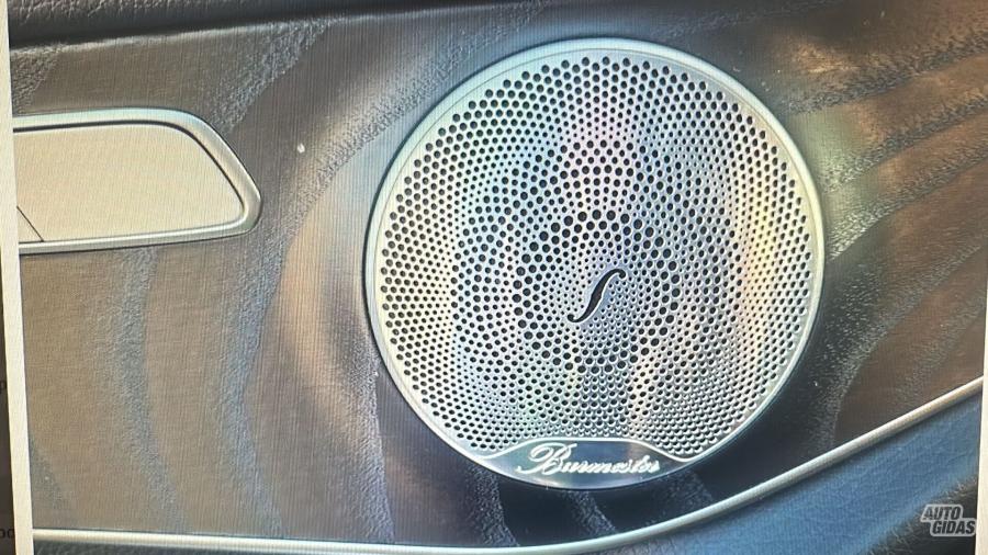 Grey Mercedes-Benz GLC 350 2017 in Klaipeda, with an engine capacity of 3.00 L and mileage of 252 thousand km for 23900 €, photo 14 on AUTOMOTO.COM.LV
