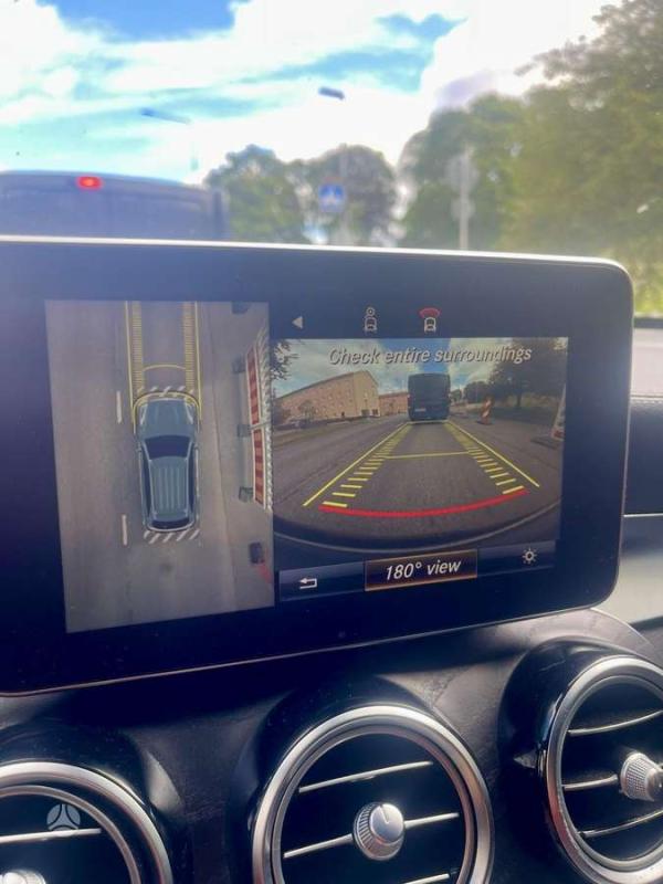 Grey Mercedes-Benz GLC 350 2017 in Vilnius, with an engine capacity of 1.99 L and mileage of 208 thousand km for 11300 €, photo 10 on AUTOMOTO.COM.LV