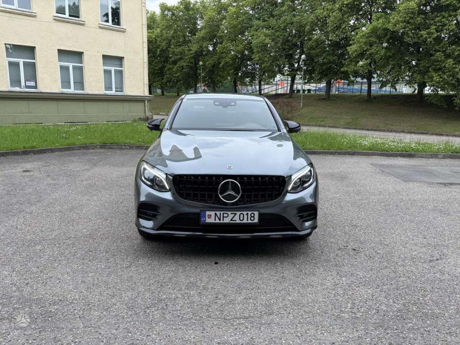 Серый Мерседес GLC 350 2017 в Кедайняй, объемом двигателя 2.99 л и пробегом 196 тыс. км за 26099 €, фото 4 на AUTOMOTO.COM.LV