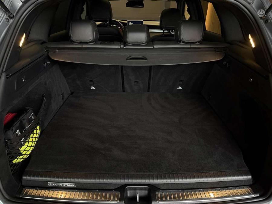 Grey Mercedes-Benz GLC 350 2017 in Kaunas, with an engine capacity of 1.99 L and mileage of 171 thousand km for 20490 €, photo 24 on AUTOMOTO.COM.LV