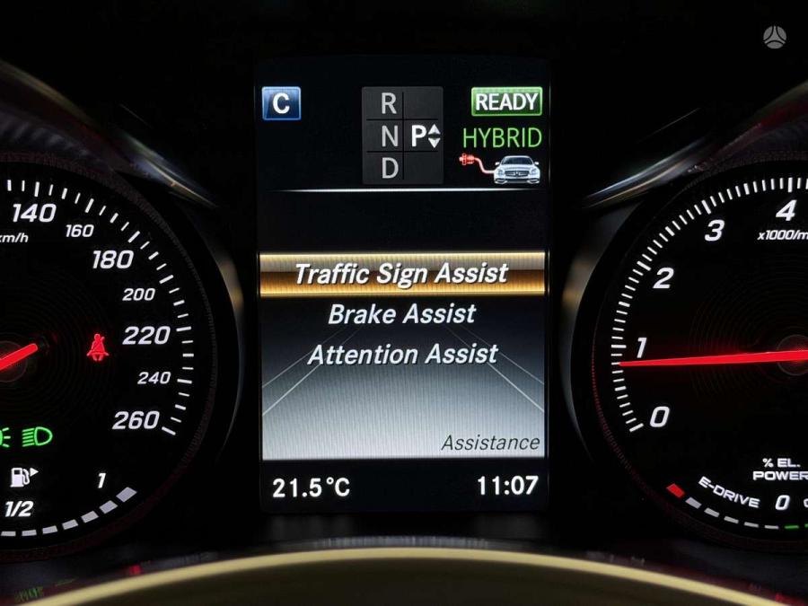 Grey Mercedes-Benz GLC 350 2017 in Kaunas, with an engine capacity of 1.99 L and mileage of 171 thousand km for 20490 €, photo 32 on AUTOMOTO.COM.LV