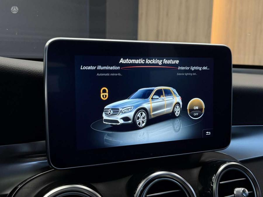 Grey Mercedes-Benz GLC 350 2017 in Kaunas, with an engine capacity of 1.99 L and mileage of 171 thousand km for 20490 €, photo 35 on AUTOMOTO.COM.LV