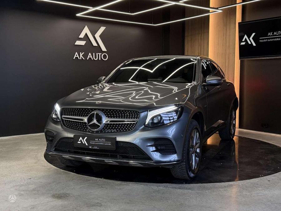 Pelēks Mercedes-Benz GLC 350 2018 Kauņa, ar dzinēja tilpumu 1.99 L un nobraukumu 99 tūkst. km par 27990 €, foto 5 vietnē AUTOMOTO.COM.LV