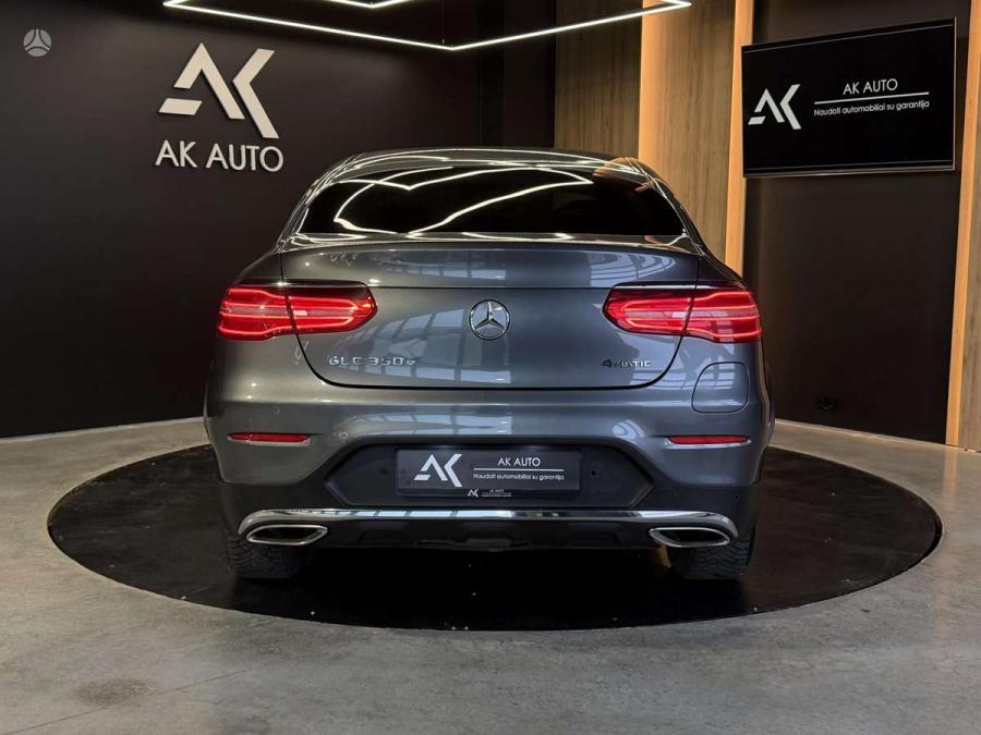 Pelēks Mercedes-Benz GLC 350 2018 Kauņa, ar dzinēja tilpumu 1.99 L un nobraukumu 99 tūkst. km par 27990 €, foto 11 vietnē AUTOMOTO.COM.LV