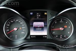 Серый Мерседес GLC 350 2018 в Рига, объемом двигателя 3.00 л и пробегом 130 тыс. км за 24490 €, фото 26 на AUTOMOTO.COM.LV