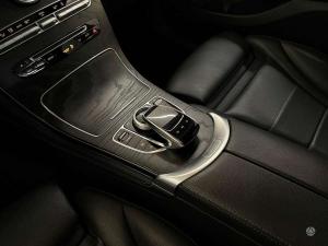 Pelēks Mercedes-Benz GLC 350 2018 Marijampole, ar dzinēja tilpumu 2.99 L un nobraukumu 278 tūkst. km par 23500 €, foto 5 vietnē AUTOMOTO.COM.LV