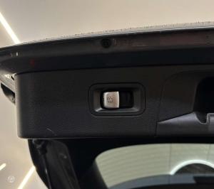 Pelēks Mercedes-Benz GLC 350 2018 Marijampole, ar dzinēja tilpumu 2.99 L un nobraukumu 278 tūkst. km par 23500 €, foto 7 vietnē AUTOMOTO.COM.LV