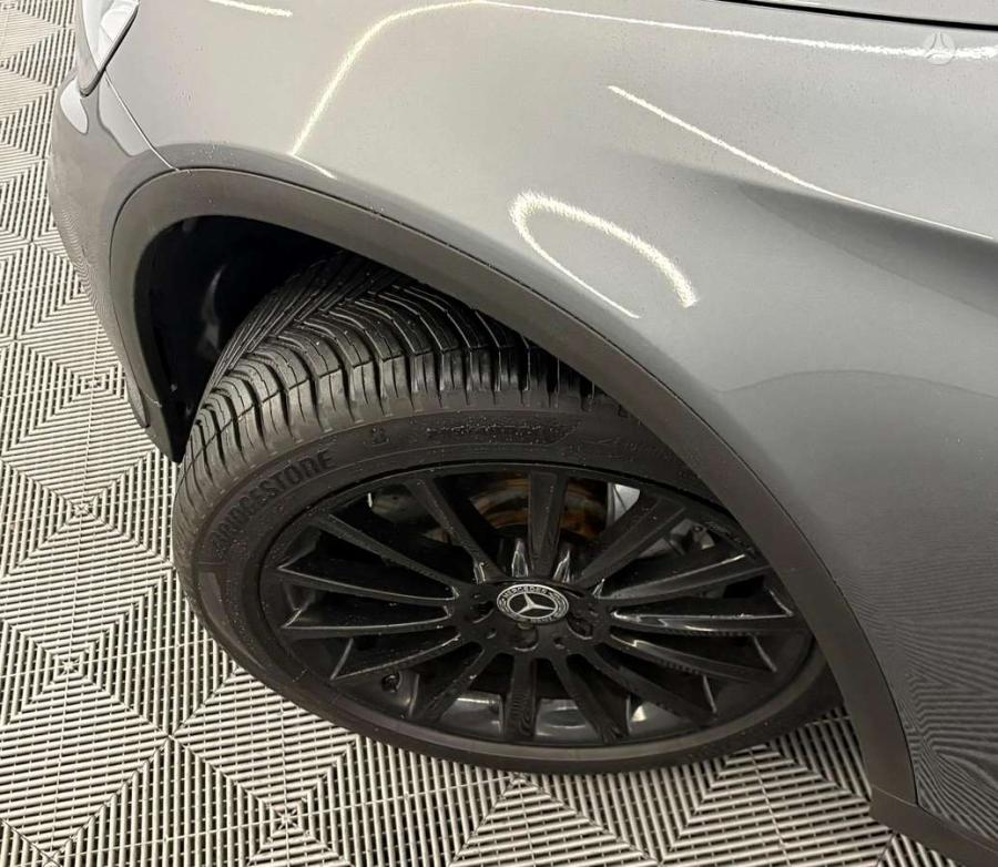 Pelēks Mercedes-Benz GLC 350 2018 Marijampole, ar dzinēja tilpumu 2.99 L un nobraukumu 278 tūkst. km par 23500 €, foto 11 vietnē AUTOMOTO.COM.LV