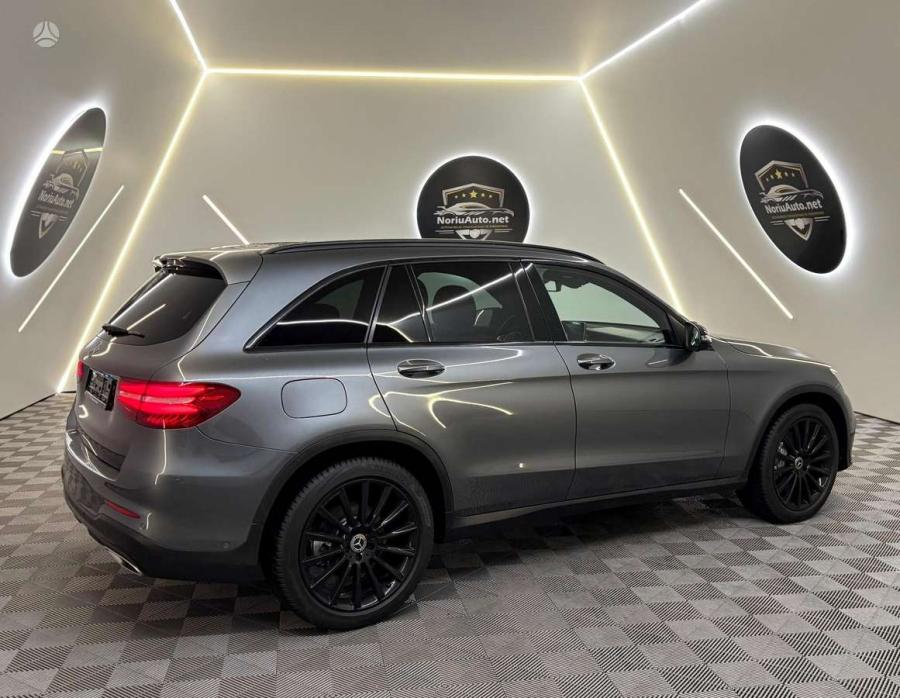 Pelēks Mercedes-Benz GLC 350 2018 Marijampole, ar dzinēja tilpumu 2.99 L un nobraukumu 278 tūkst. km par 23500 €, foto 36 vietnē AUTOMOTO.COM.LV