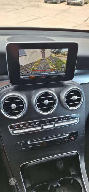 Grey Mercedes-Benz GLC 350 2018 in Marijampole, with an engine capacity of 1.99 L and mileage of 195 thousand km for 15500 €, photo 11 on AUTOMOTO.COM.LV
