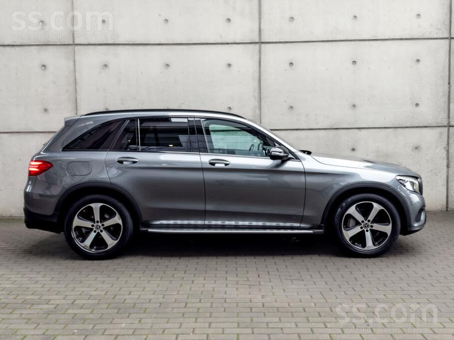 Pelēks Mercedes-Benz GLC 350 2019 Rīga, ar dzinēja tilpumu 3.00 L un nobraukumu 86 tūkst. km par 27900 €, foto 5 vietnē AUTOMOTO.COM.LV
