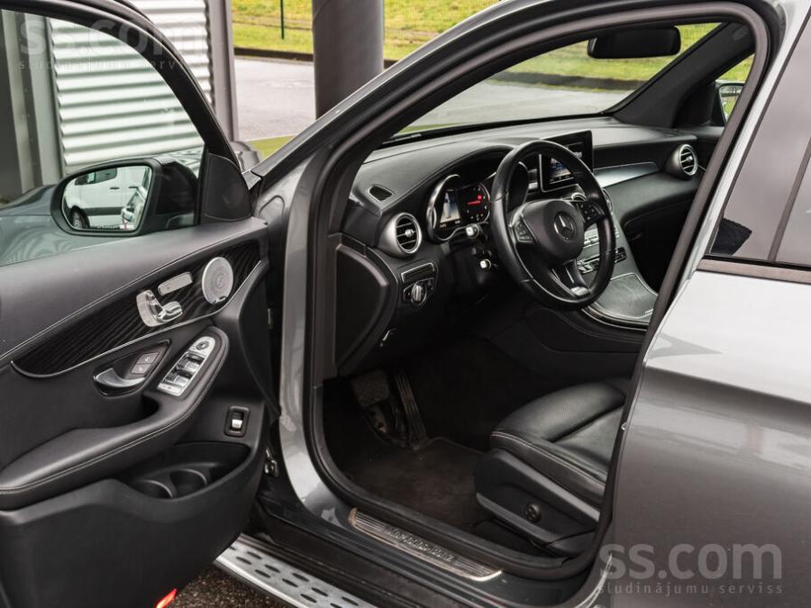 Pelēks Mercedes-Benz GLC 350 2019 Rīga, ar dzinēja tilpumu 3.00 L un nobraukumu 86 tūkst. km par 27900 €, foto 13 vietnē AUTOMOTO.COM.LV