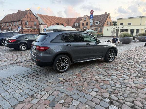 Grey Mercedes-Benz GLC 350 2019 in Klaipeda, with an engine capacity of 1.99 L and mileage of 56 thousand km for 23750 €, photo 7 on AUTOMOTO.COM.LV