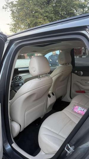 Grey Mercedes-Benz GLC 350 2019 in Klaipeda, with an engine capacity of 1.99 L and mileage of 56 thousand km for 23750 €, photo 16 on AUTOMOTO.COM.LV