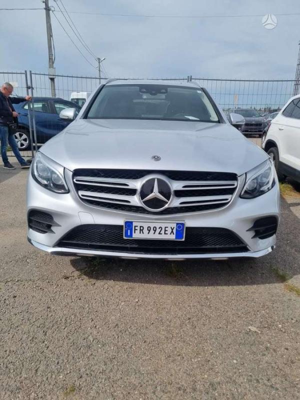 Mercedes-Benz GLC 350 2019 KauÅa vietnÄ PelÄks Mercedes-Benz GLC 350 2019 KauÅa, ar dzinÄja tilpumu 1.99 L un nobraukumu 181 tÅ«kst. km par 19800 ā¬, foto 6 vietnÄ AUTOMOTO.COM.LV