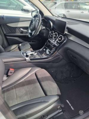 Pelēks Mercedes-Benz GLC 350 2019 Kauņa, ar dzinēja tilpumu 1.99 L un nobraukumu 181 tūkst. km par 19800 €, foto 10 vietnē AUTOMOTO.COM.LV