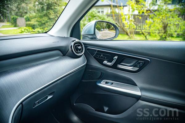 Мерседес GLC 350 2025 в Рига на AUTOMOTO.COM.LV Серый Мерседес GLC 350 2025 в Рига, объемом двигателя 2.00 л и пробегом 16 тыс. км за 68500 €, фото 9 на AUTOMOTO.COM.LV
