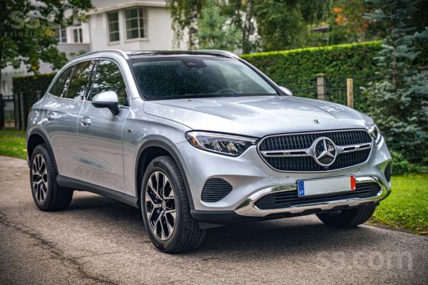 Мерседес GLC 350 2025 в Рига на AUTOMOTO.COM.LV Серый Мерседес GLC 350 2025 в Рига, объемом двигателя 2.00 л и пробегом 16 тыс. км за 68500 €, фото 11 на AUTOMOTO.COM.LV