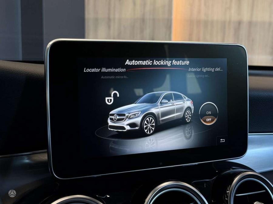 Sarkans Mercedes-Benz GLC 350 2017 Kauņa, ar dzinēja tilpumu 1.99 L un nobraukumu 160 tūkst. km par 23990 €, foto 39 vietnē AUTOMOTO.COM.LV