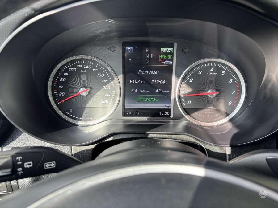 Balts Mercedes-Benz GLC 350 2016 Šauļi, ar dzinēja tilpumu 1.99 L un nobraukumu 196 tūkst. km par 12900 €, foto 18 vietnē AUTOMOTO.COM.LV