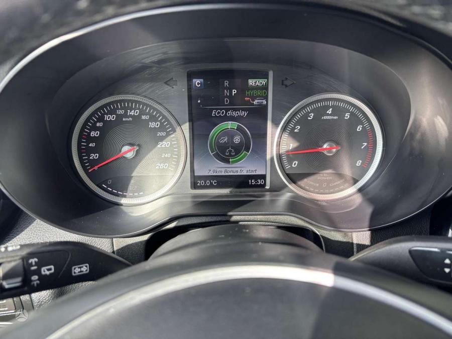 Balts Mercedes-Benz GLC 350 2016 Šauļi, ar dzinēja tilpumu 1.99 L un nobraukumu 196 tūkst. km par 12900 €, foto 19 vietnē AUTOMOTO.COM.LV