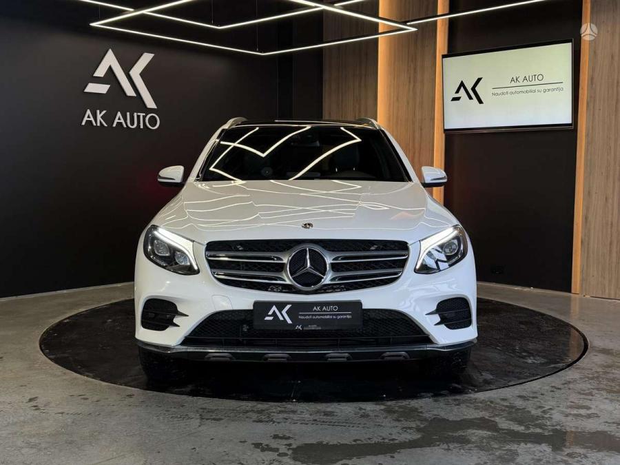 Balts Mercedes-Benz GLC 350 2017 Kauņa, ar dzinēja tilpumu 1.99 L un nobraukumu 109 tūkst. km par 23990 €, foto 4 vietnē AUTOMOTO.COM.LV