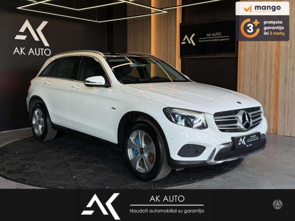 Balts Mercedes-Benz GLC 350 2017 Kauņa, ar dzinēja tilpumu 1.99 L un nobraukumu 140 tūkst. km par 19990 €, foto 1 vietnē AUTOMOTO.COM.LV