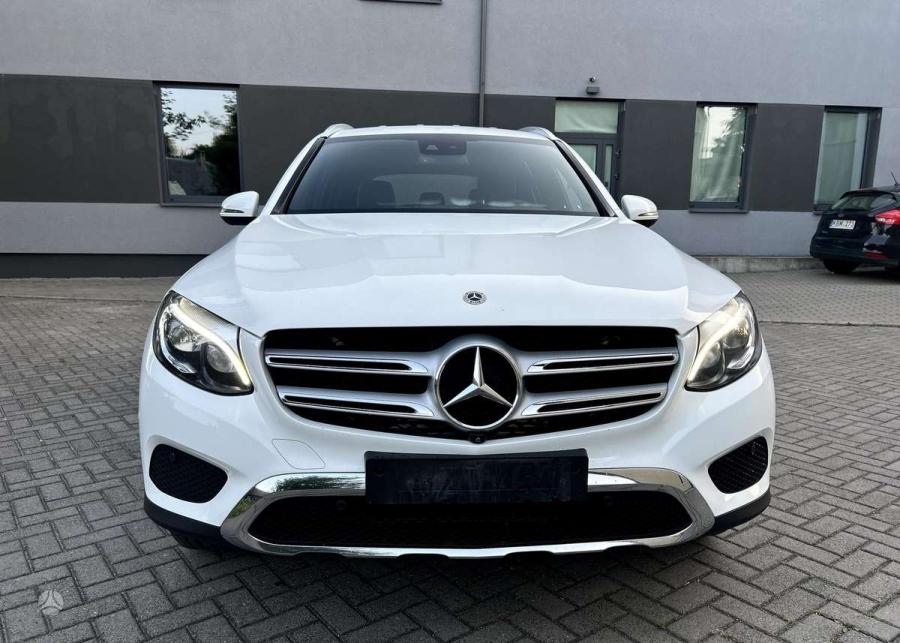 Balts Mercedes-Benz GLC 350 2017 Kaišiadorys, ar dzinēja tilpumu 2.00 L un nobraukumu 177 tūkst. km par 18950 €, foto 6 vietnē AUTOMOTO.COM.LV