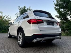 Balts Mercedes-Benz GLC 350 2017 Kaišiadorys, ar dzinēja tilpumu 2.00 L un nobraukumu 177 tūkst. km par 18950 €, foto 16 vietnē AUTOMOTO.COM.LV