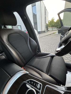 Balts Mercedes-Benz GLC 350 2017 Kaišiadorys, ar dzinēja tilpumu 2.00 L un nobraukumu 177 tūkst. km par 18950 €, foto 26 vietnē AUTOMOTO.COM.LV
