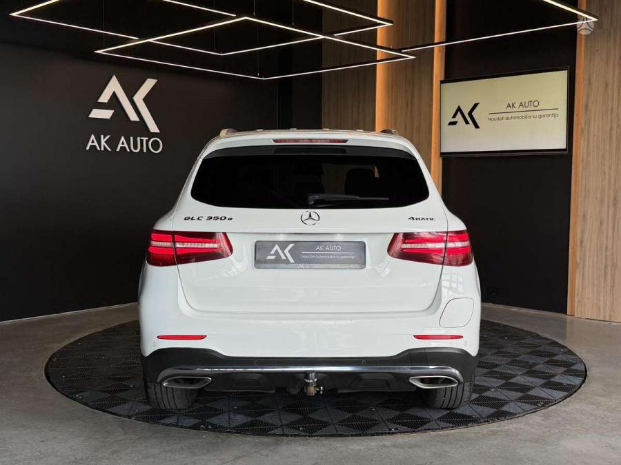 Balts Mercedes-Benz GLC 350 2017 Kauņa, ar dzinēja tilpumu 1.99 L un nobraukumu 163 tūkst. km par 20990 €, foto 10 vietnē AUTOMOTO.COM.LV