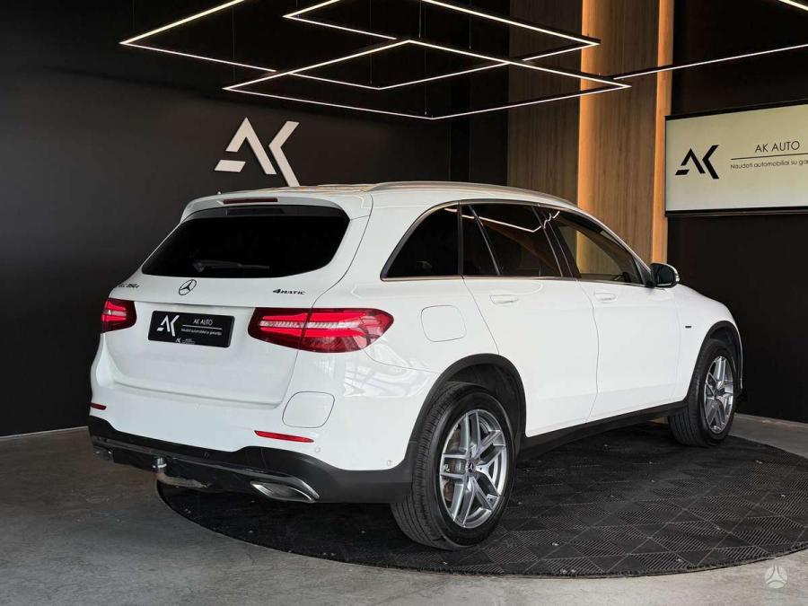 Balts Mercedes-Benz GLC 350 2017 Kauņa, ar dzinēja tilpumu 1.99 L un nobraukumu 163 tūkst. km par 20990 €, foto 12 vietnē AUTOMOTO.COM.LV