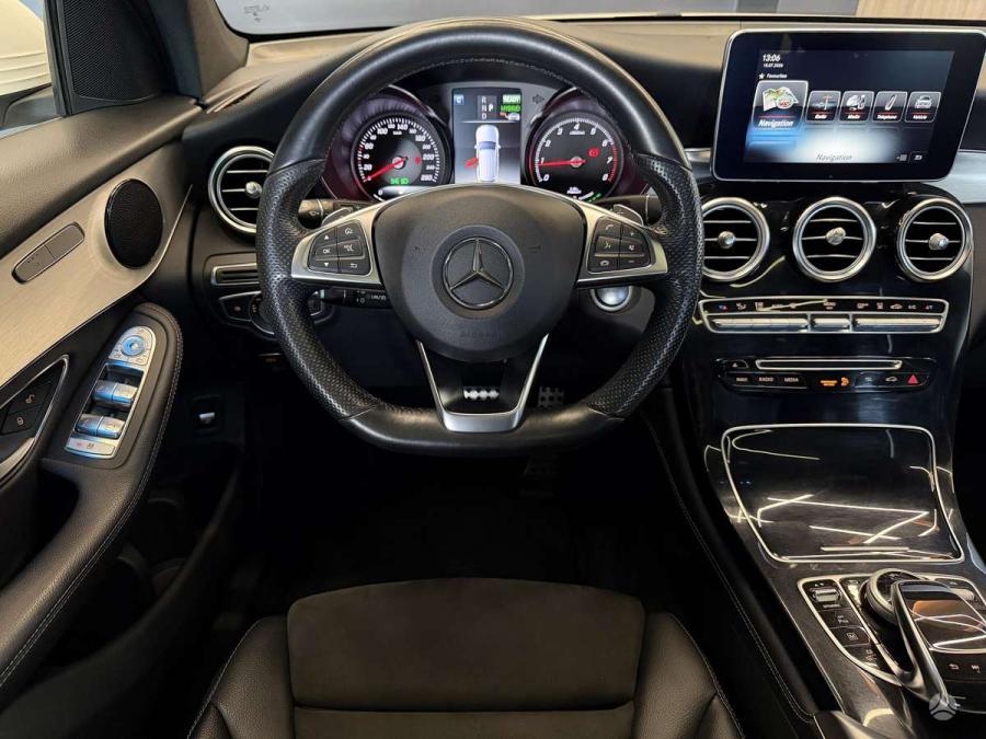 Balts Mercedes-Benz GLC 350 2017 Kauņa, ar dzinēja tilpumu 1.99 L un nobraukumu 163 tūkst. km par 20990 €, foto 14 vietnē AUTOMOTO.COM.LV