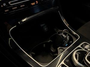 Balts Mercedes-Benz GLC 350 2017 Kauņa, ar dzinēja tilpumu 1.99 L un nobraukumu 163 tūkst. km par 20990 €, foto 21 vietnē AUTOMOTO.COM.LV