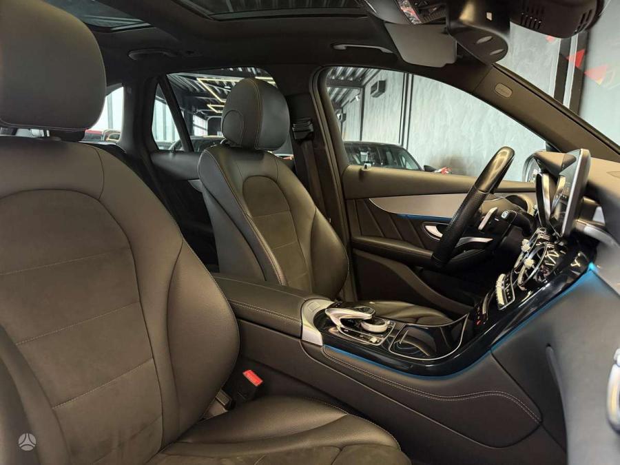 Balts Mercedes-Benz GLC 350 2017 Kauņa, ar dzinēja tilpumu 1.99 L un nobraukumu 163 tūkst. km par 20990 €, foto 23 vietnē AUTOMOTO.COM.LV