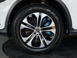 Белый Мерседес GLC 350 2017 в Каунас, объемом двигателя 1.99 л и пробегом 127 тыс. км за 19990 €, фото 8 на AUTOMOTO.COM.LV