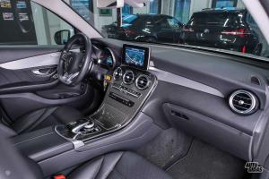 Белый Мерседес GLC 350 2017 в Каунас, объемом двигателя 3.00 л и пробегом 203 тыс. км за 19950 €, фото 37 на AUTOMOTO.COM.LV