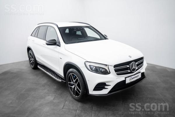 Белый Мерседес GLC 350 2017 в Таллин, объемом двигателя 2.00 л и пробегом 228 тыс. км за 17999 €, фото 6 на AUTOMOTO.COM.LV