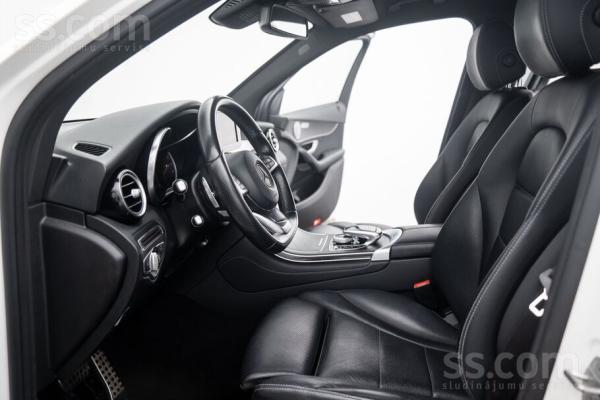Белый Мерседес GLC 350 2017 в Таллин, объемом двигателя 2.00 л и пробегом 228 тыс. км за 17999 €, фото 10 на AUTOMOTO.COM.LV