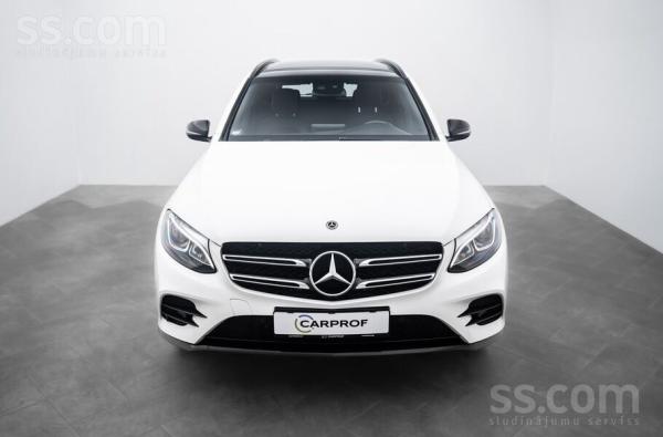 White Mercedes-Benz GLC 350 2018 in Tallinn, with an engine capacity of 2.00 L and mileage of 174 thousand km for 19999 €, photo 2 on AUTOMOTO.COM.LV