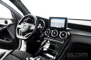 Белый Мерседес GLC 350 2018 в Таллин, объемом двигателя 2.00 л и пробегом 174 тыс. км за 19999 €, фото 13 на AUTOMOTO.COM.LV