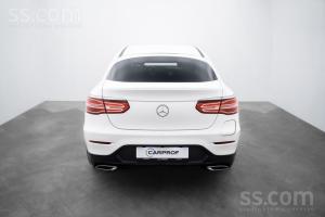 Balts Mercedes-Benz GLC 350 2018 Tallina, ar dzinēja tilpumu 2.00 L un nobraukumu 160 tūkst. km par 26599 €, foto 8 vietnē AUTOMOTO.COM.LV