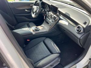 White Mercedes-Benz GLC 350 2018 in Kaunas, with an engine capacity of 2.99 L and mileage of 137 thousand km for 14350 €, photo 18 on AUTOMOTO.COM.LV