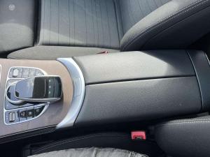 White Mercedes-Benz GLC 350 2018 in Kaunas, with an engine capacity of 2.99 L and mileage of 137 thousand km for 14350 €, photo 22 on AUTOMOTO.COM.LV