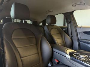 White Mercedes-Benz GLC 350 2018 in Kaunas, with an engine capacity of 1.99 L and mileage of 78 thousand km for 28490 €, photo 20 on AUTOMOTO.COM.LV